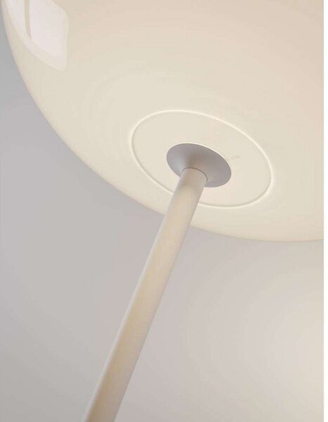 Lodes Volum 42 Stojaca Lampa Long Glossy Biela - Obývacia izba | FAVI.sk